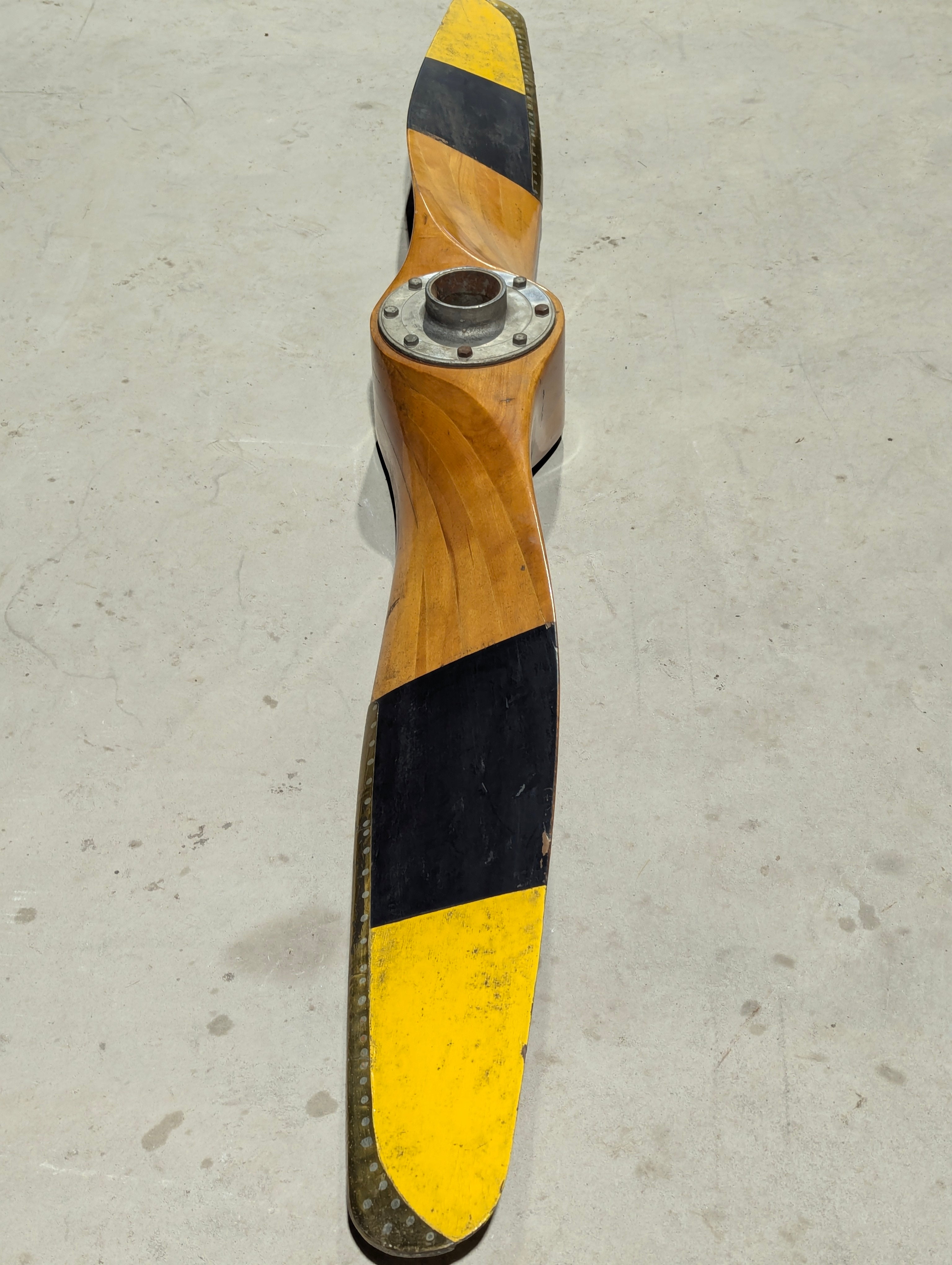 WW2 Era Wooden Propeller with Hub – KG Novelties